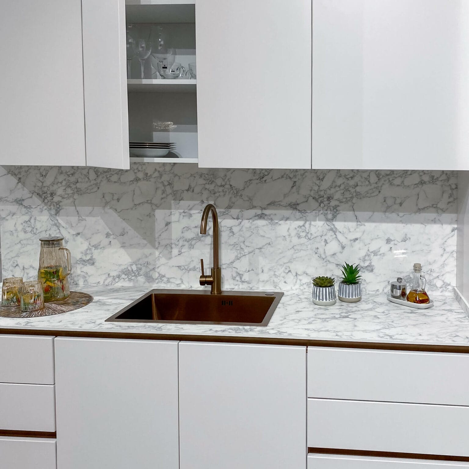 Kitchen with Gola profiles – NIKO GROUP